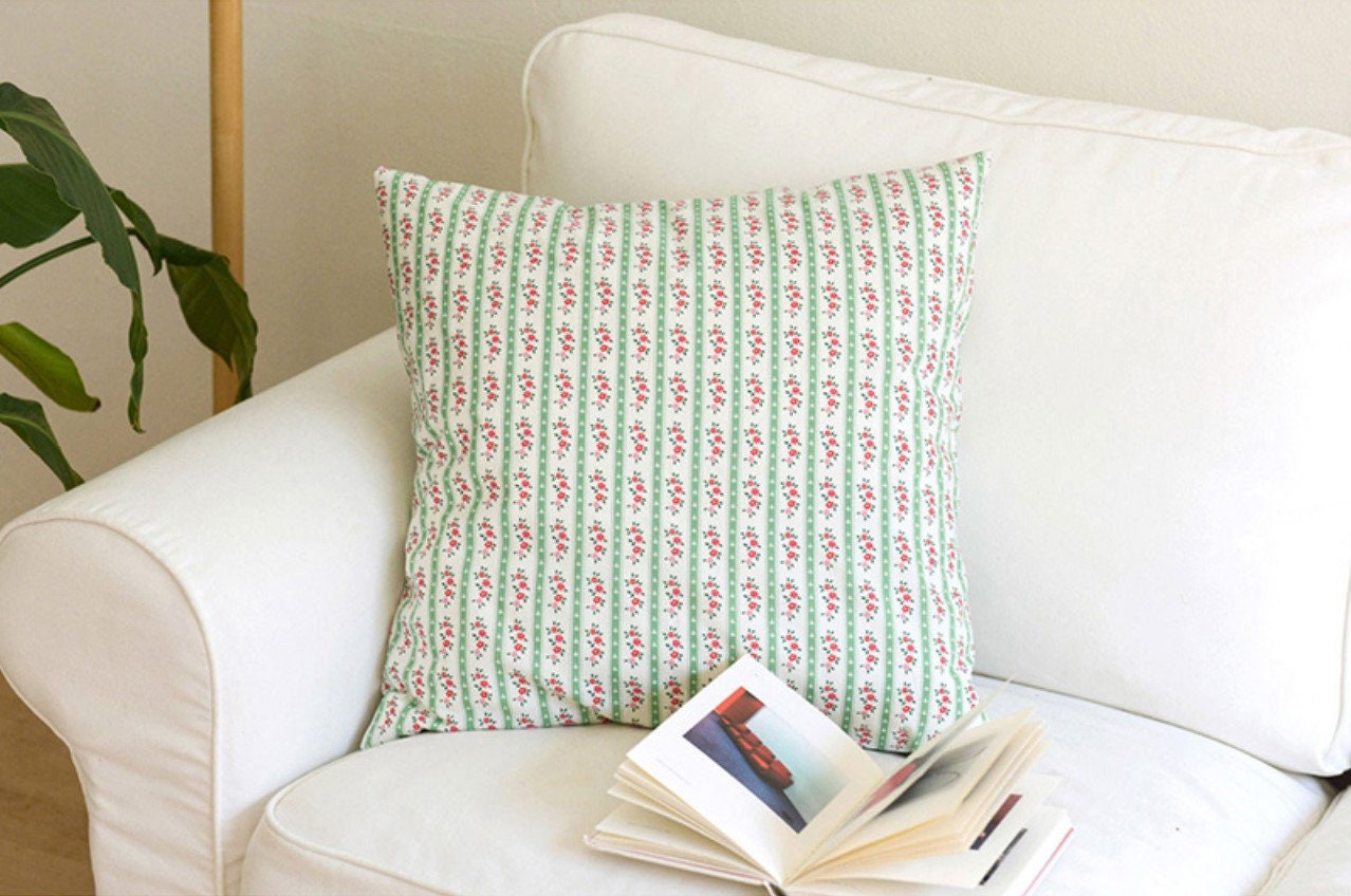 Roti Flower Cotton Fabric in Green, Quality Korean Fabric– Land of Oh ...
